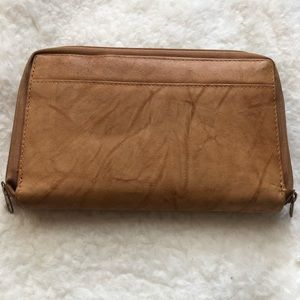Sisters by Longaberger Bags | Wallet Zip | Poshmark